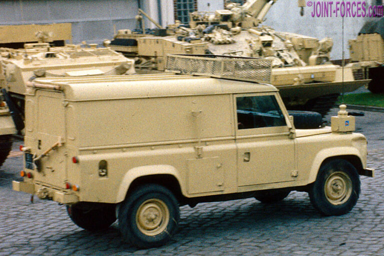 MLR45 Op GRANBY ~ Land Rovers Bound For The Gulf | Joint Forces News
