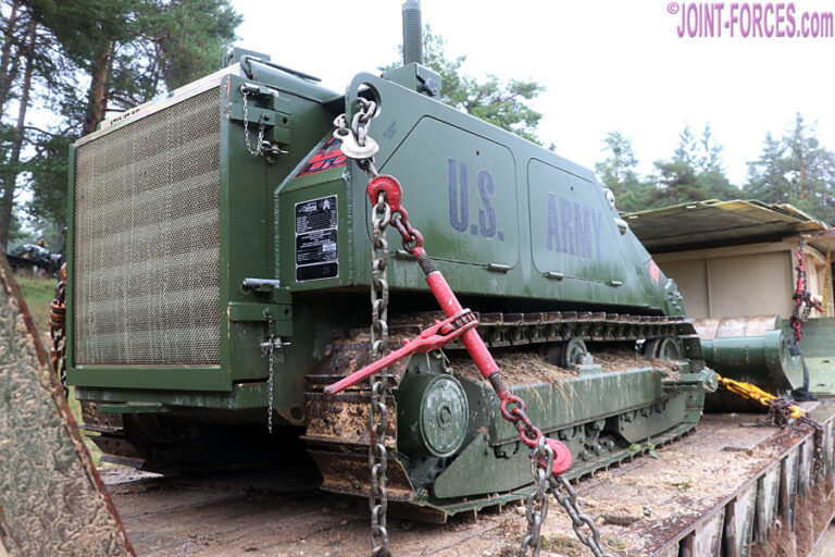 US Army M160 Anti-Personnel Mine Clearing System | Joint Forces News