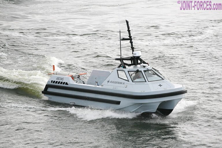 Autonomous Minehunter RNMB Harrier To Trial In The Gulf | Joint Forces News