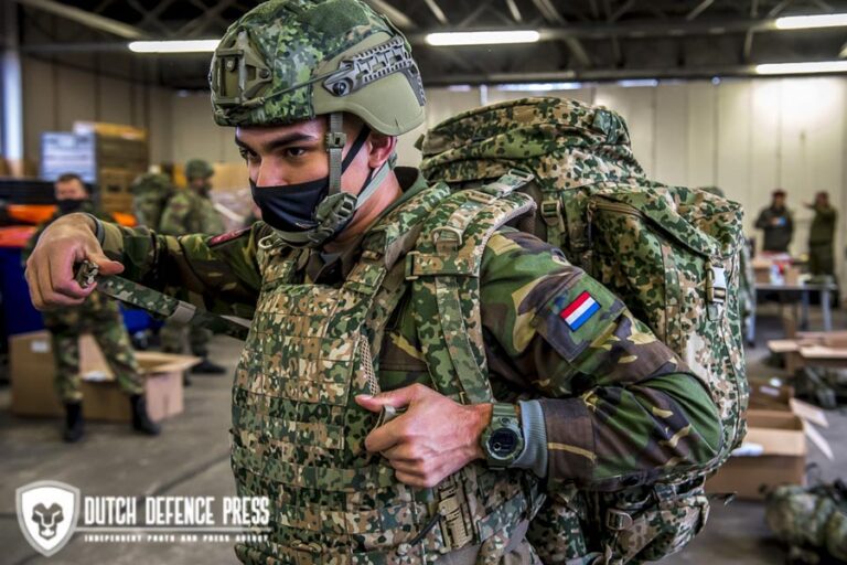 VOSS ~ First Issue Of New Dutch Personal Equipment | Joint Forces News