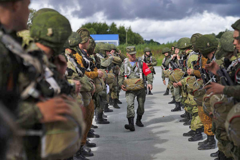 ZAPAD-2021 Tactical Airborne Assault In Kaliningrad | Joint Forces News