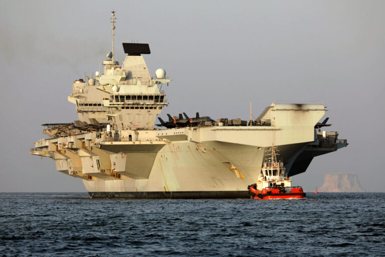 KHANJAR OMAN ~ Defence Secretary Visits Oman | Joint Forces News