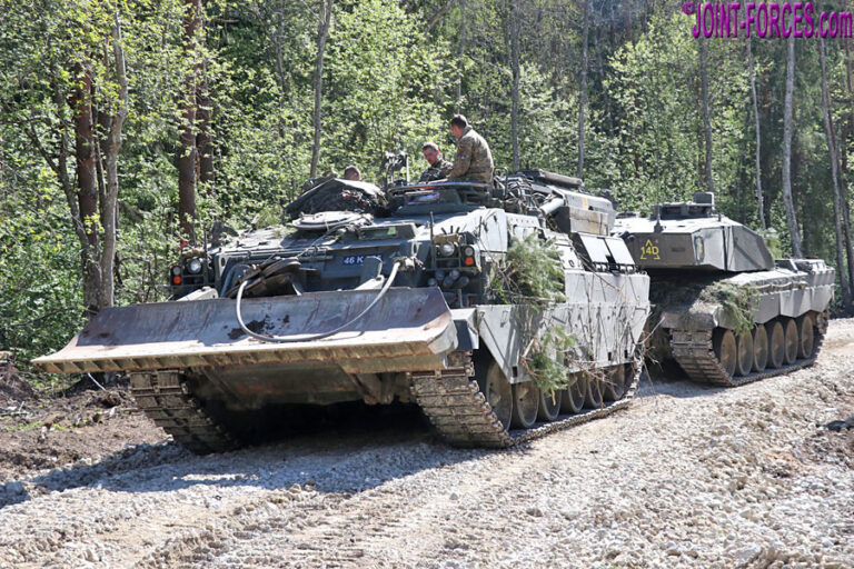 REME CRARRV On IRON CHALLENGE 2022 | Joint Forces News