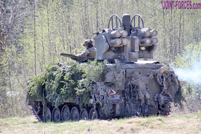 UK Stormer Self-Propelled Starstreak HVM | Joint Forces News