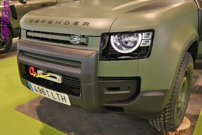 Land Rover New Defender In Military Service? | Joint Forces News