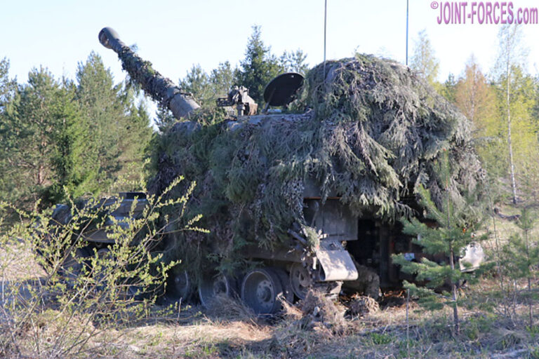 Sometimes Tracked Vehicles Get Stuck Too! | Joint Forces News