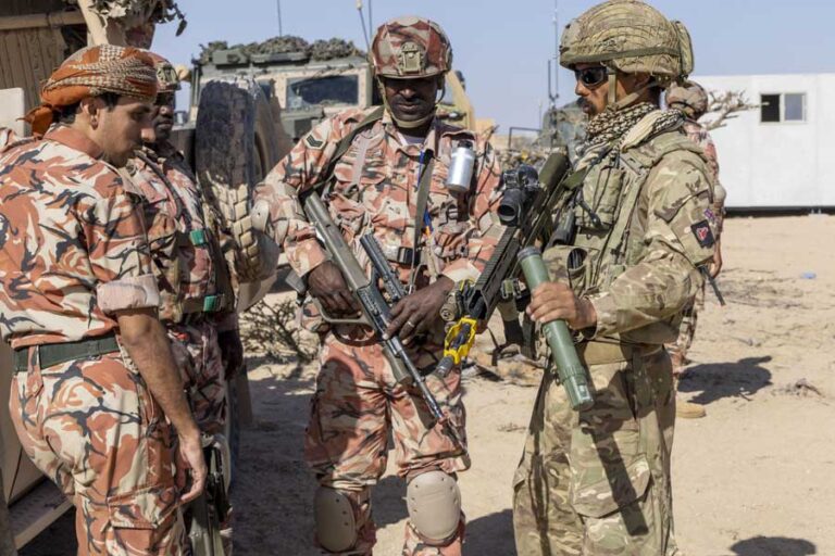 KHANJAR OMAN ~ British and Omani Troops on Exercise | Joint Forces News